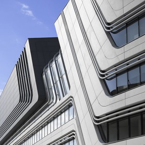 80kg chunk of concrete cladding falls off Zaha Hadid’s Vienna library ...