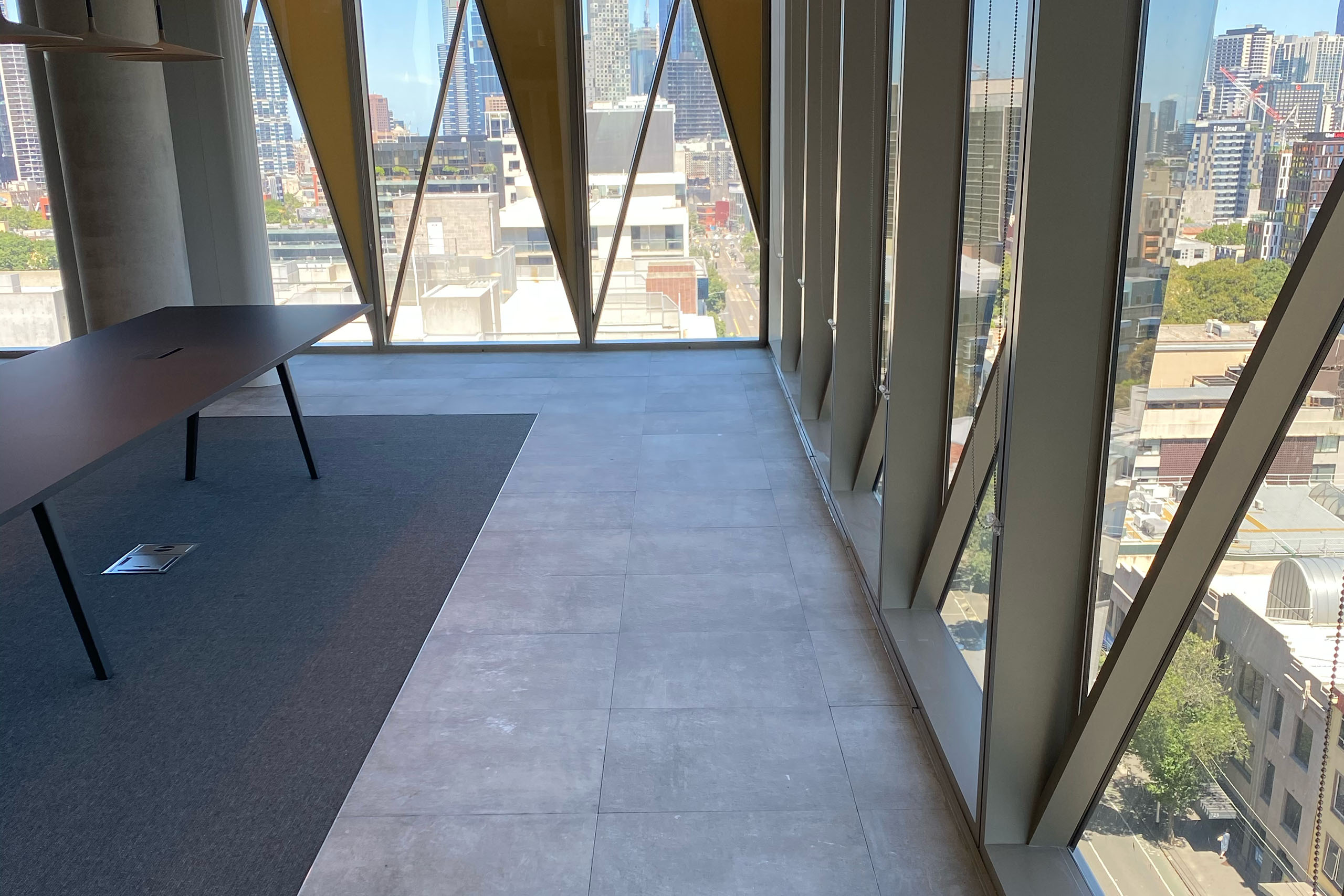Magnetic Raised Access Flooring: Maintaining Design Flexibility ...
