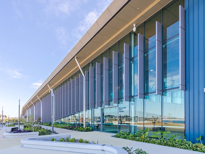 Flinders 136mm Curtain Wall | Lightweight Unitised Facade System | Architecture & Design