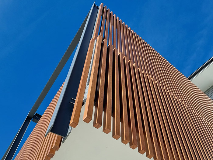 ALUMATE Screening | Architecture & Design