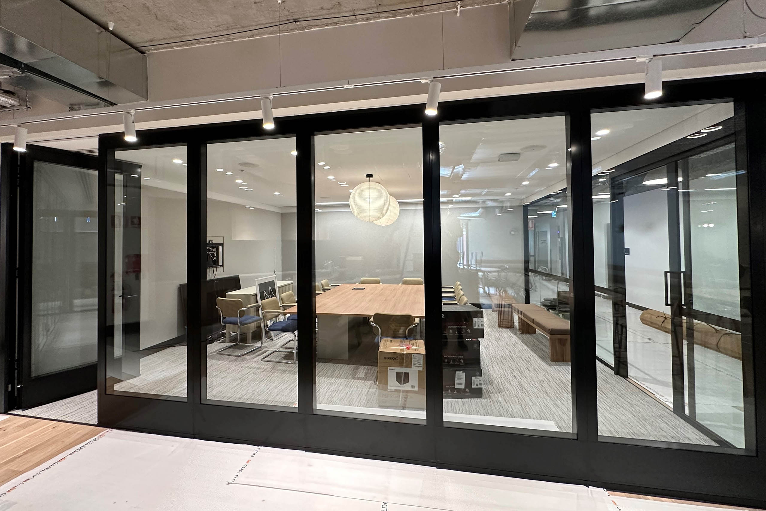 Bildspec Konnect Rw46 double-glazed operable wall meets the brief at ...