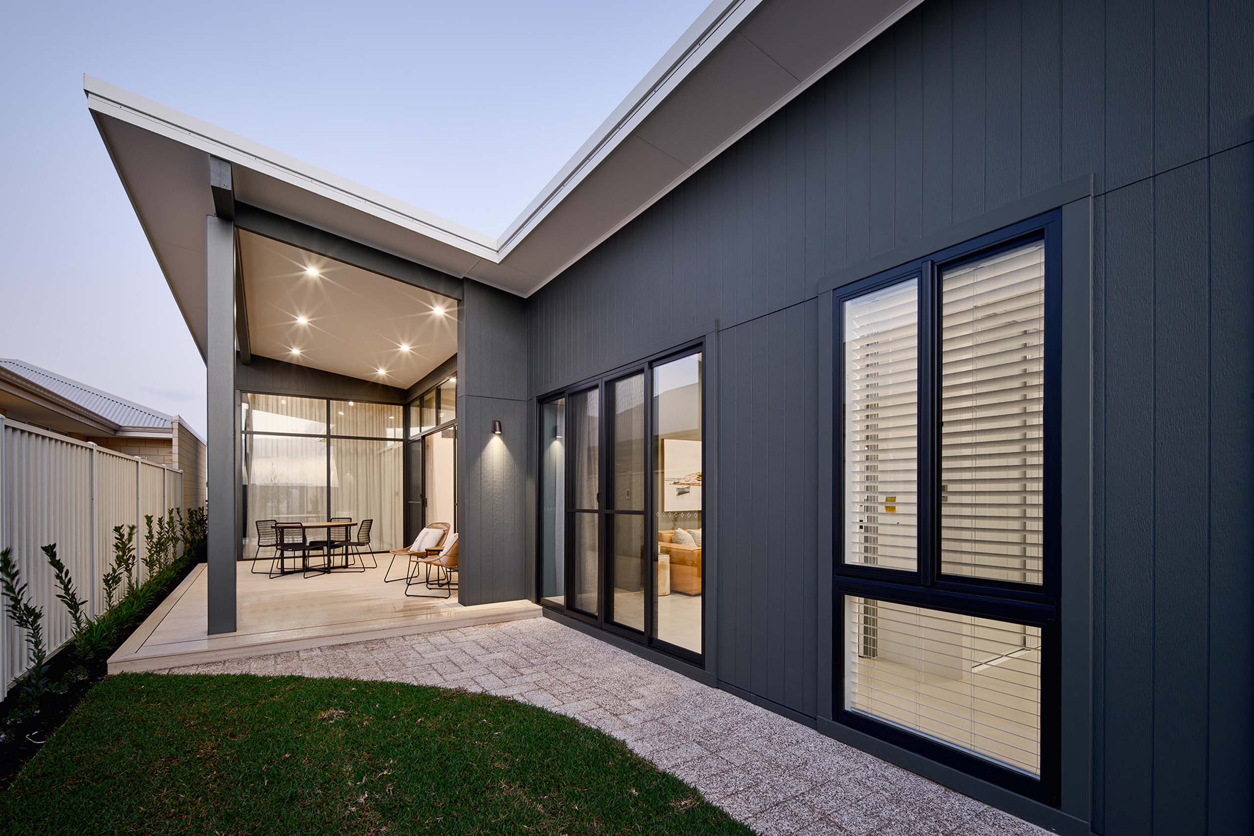 Alspec’s Carinya awning frames specified for soaring floor-to-ceiling ...