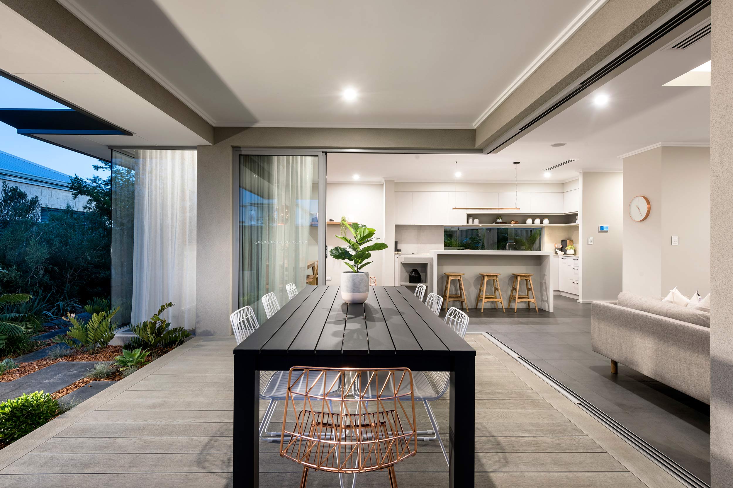 Carinya Classic Sliding & Stacking Door: Commercial-Grade Durability ...