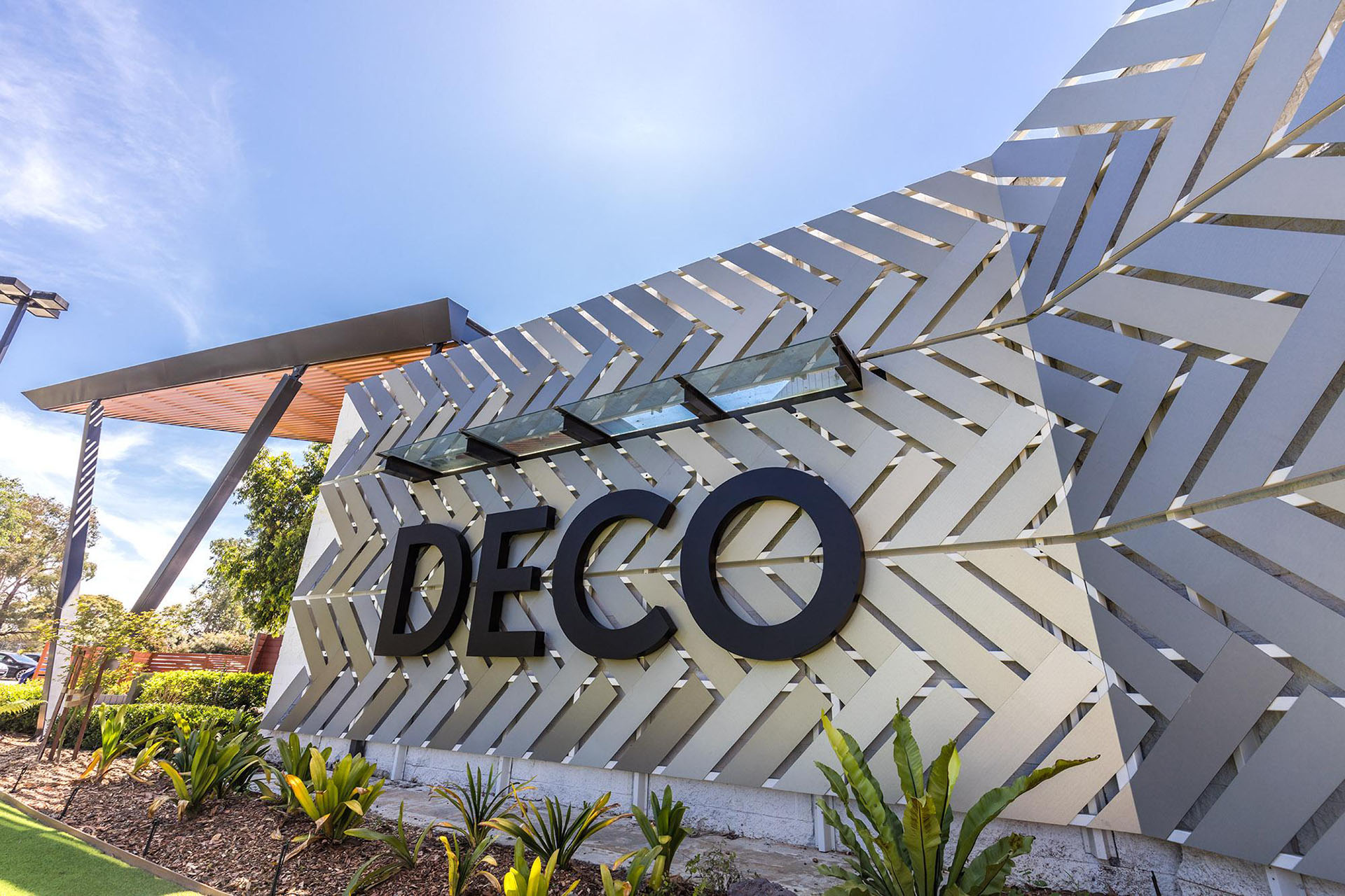 DecoUltra: Anodised Finishes for Aluminium | Architecture & Design