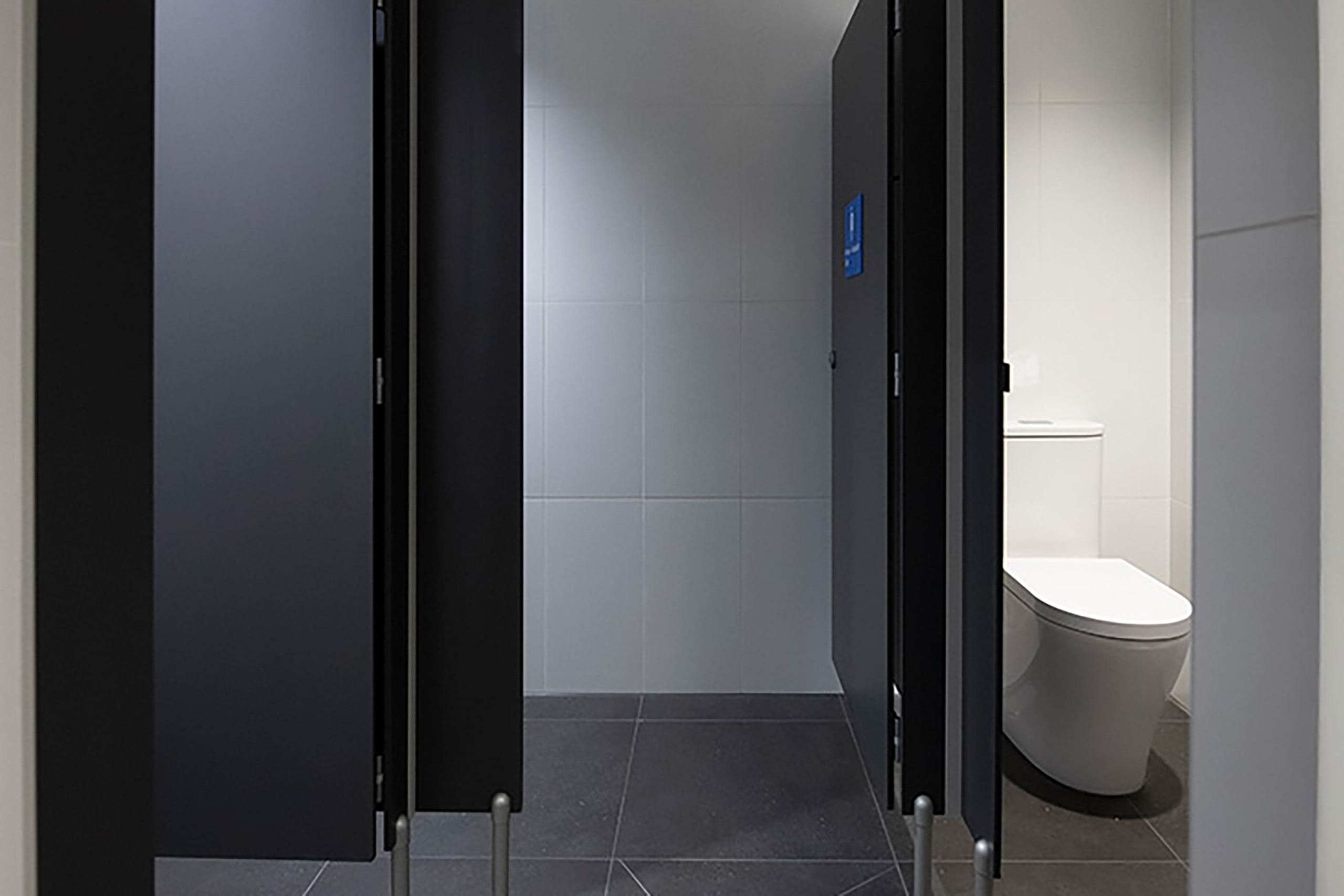 55 Barracks Road Case Study | Commercial Washroom Solutions | DuraCube ...