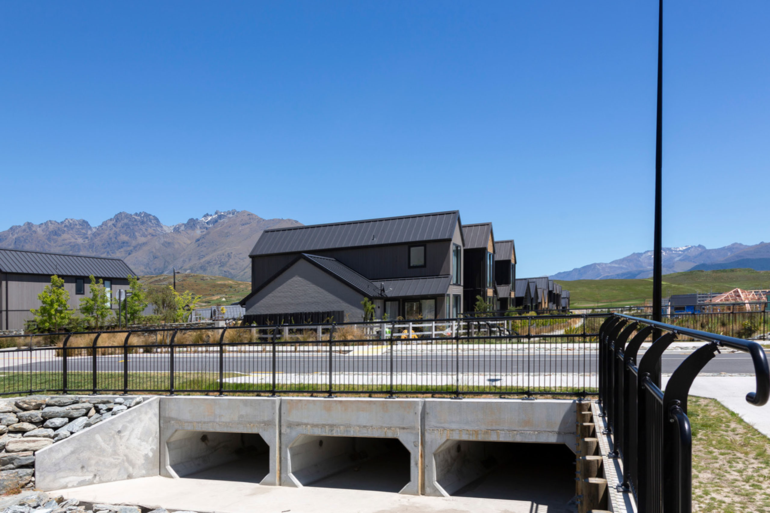 Bridgerail bridge barriers ensure pedestrian safety and fall prevention ...