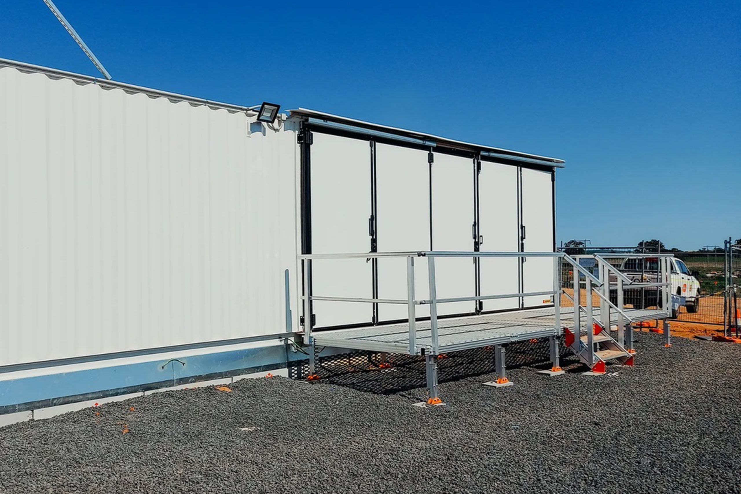 Kattsafe designs and engineers custom modular platforms at Suntop Solar ...