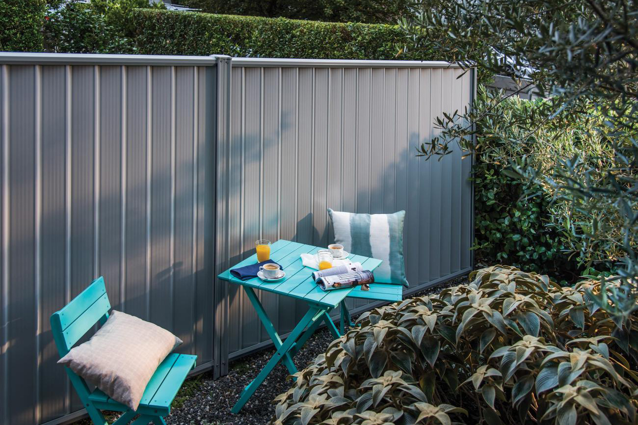 LYSAGHT® Steel Fencing Range | Durable, Low Maintenance COLORBOND ...