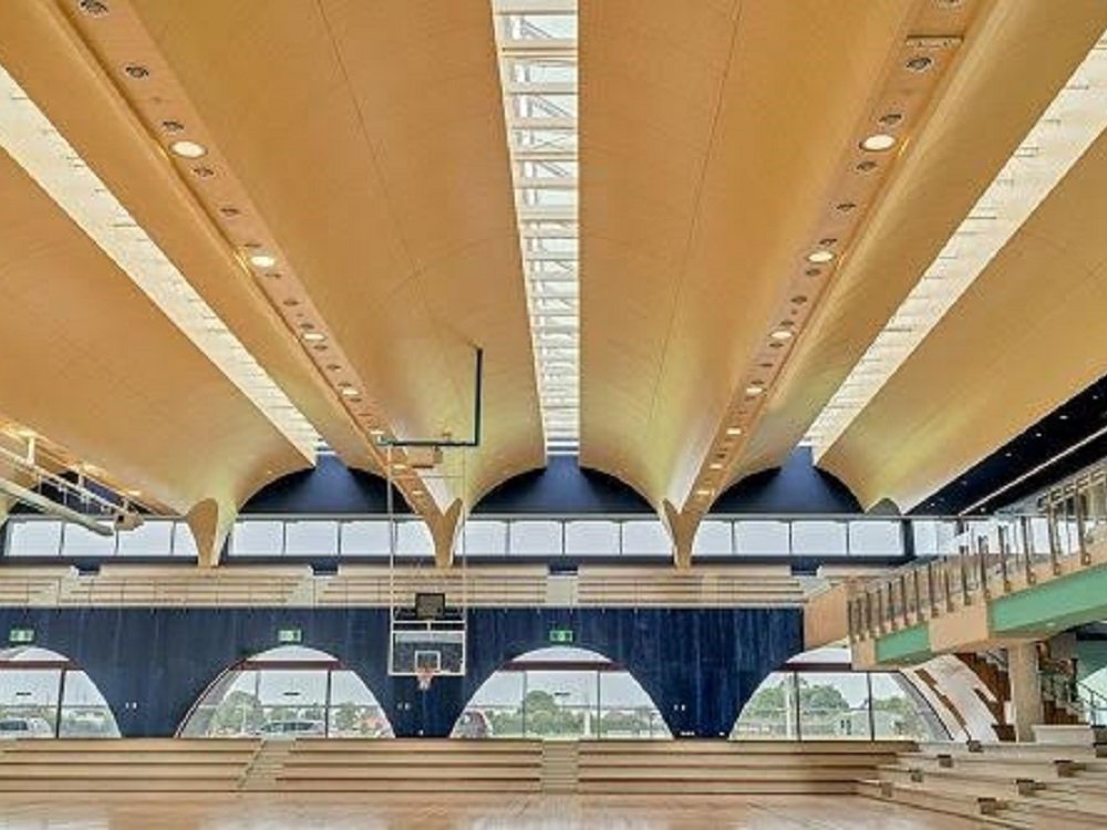 Lamilux PR60 operable glass roof – the 3-in-one solution for commercial ...