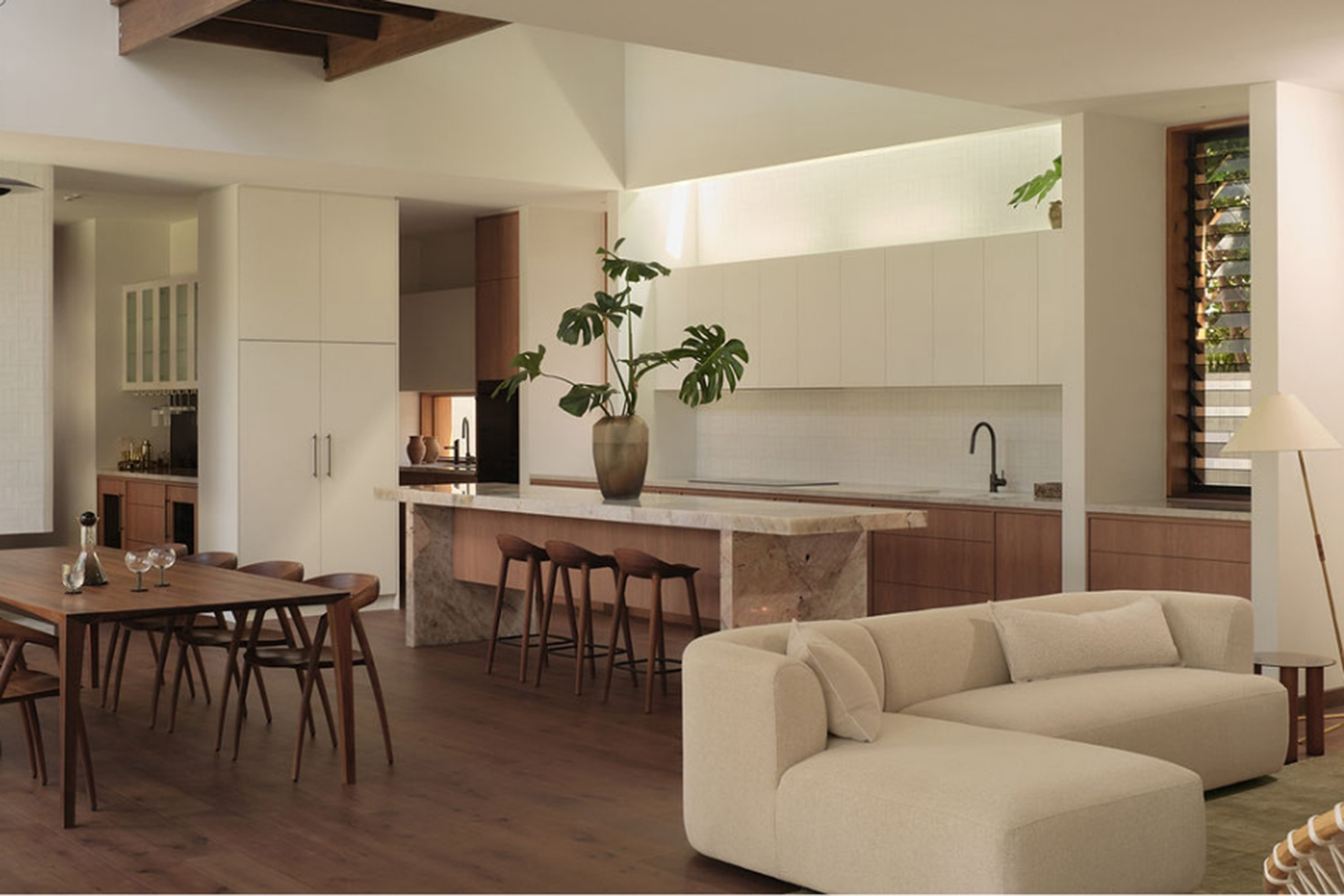 Laminex Blackbutt Truescale™ specified for Queenslander home ...
