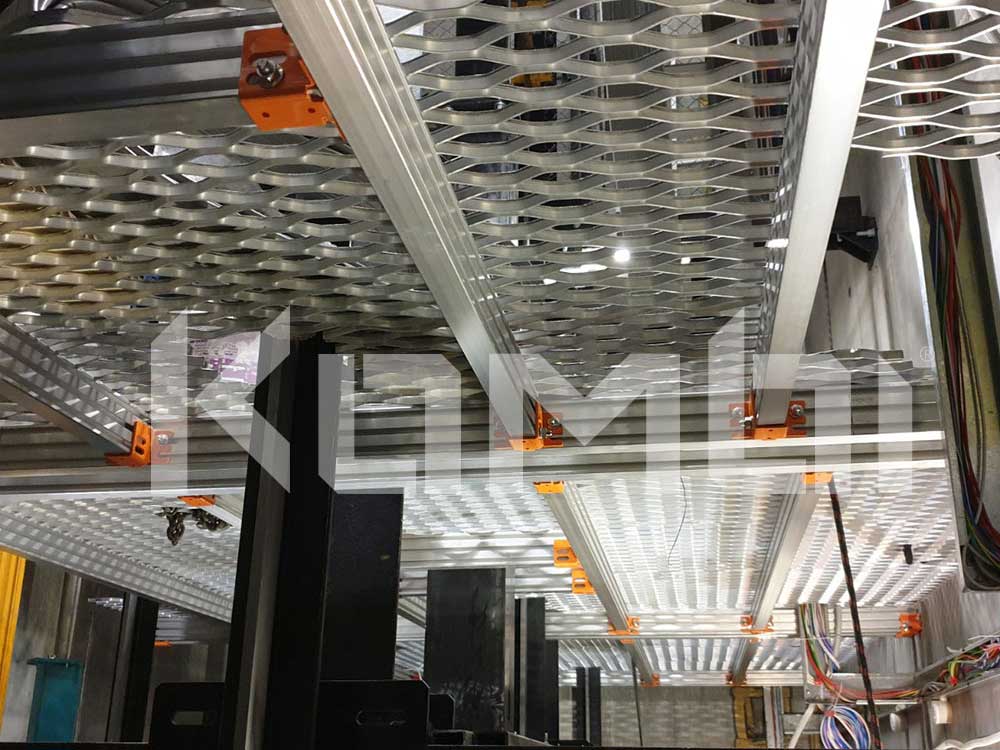 KOMBI modular platforms provide lift pit access at Melbourne building ...