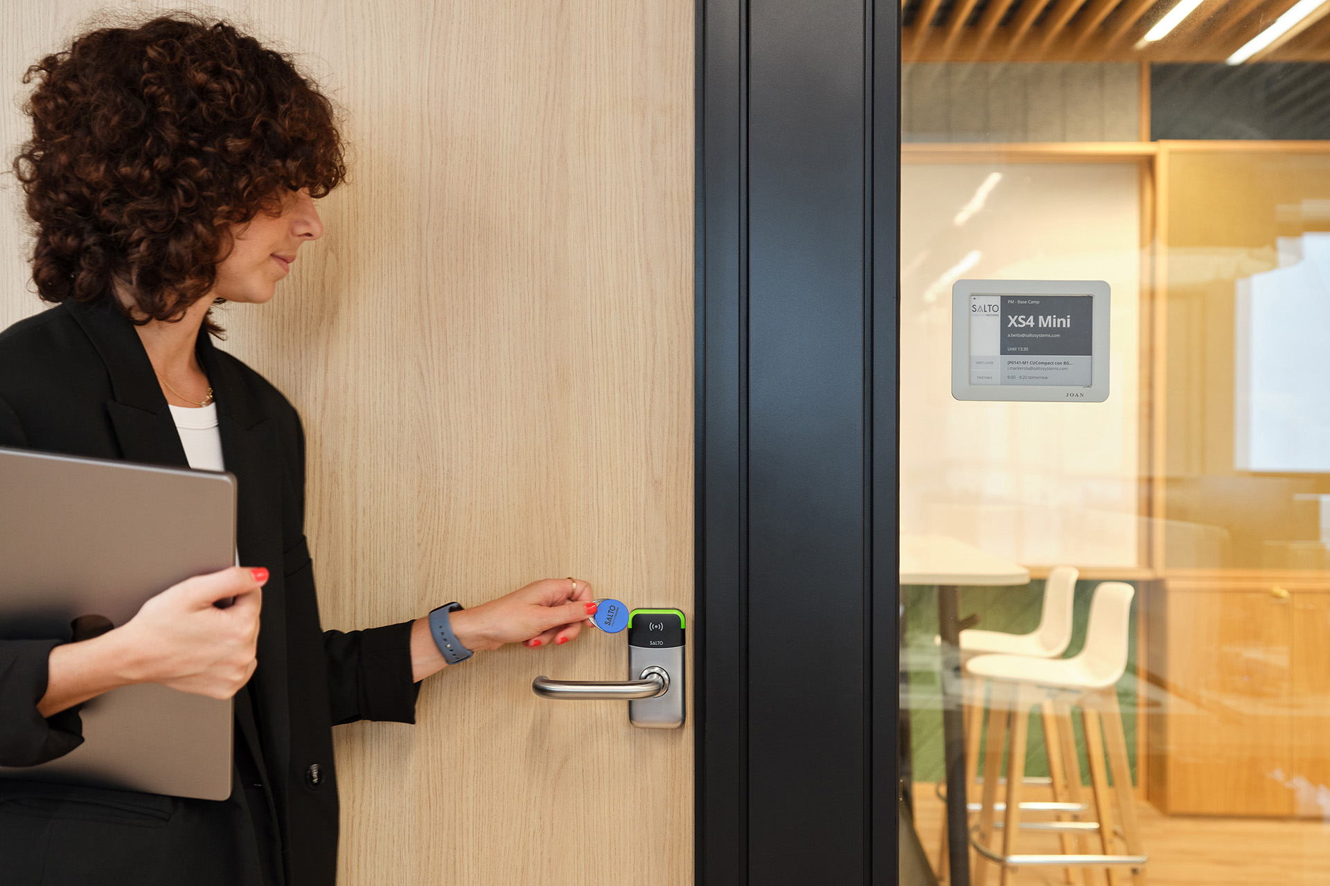 Salto XS4 Mini: Streamlined Security for modern interiors ...