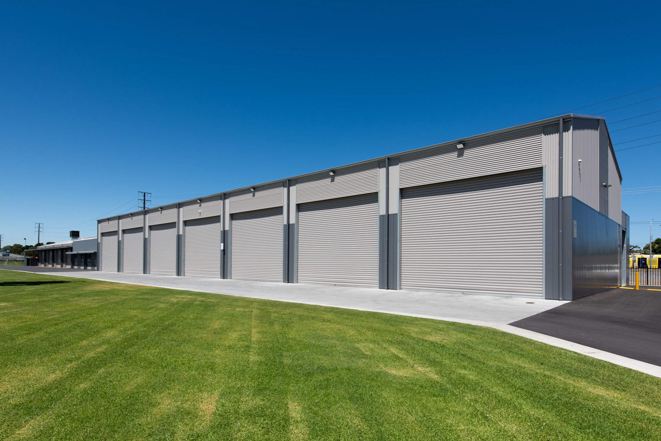 Stratco metal cladding assures long-term performance and contemporary ...