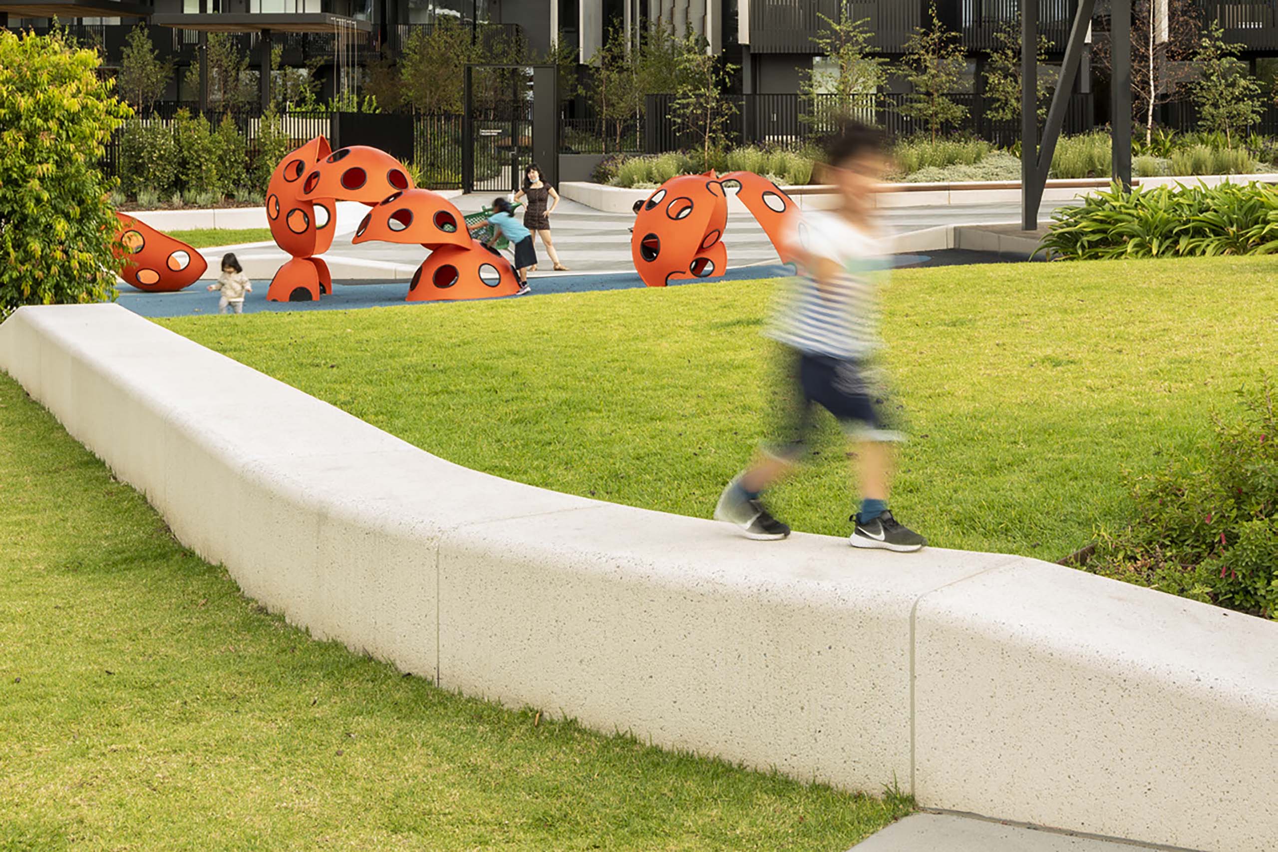 Transforming streetscapes: Revitalising urban and pedestrian spaces ...