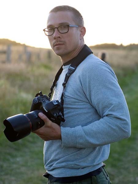 Know the inspiring stories behind these images by Simon Devitt ...