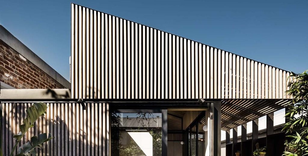 Alteration of iconic post and beam dwelling in Victoria | Architecture ...