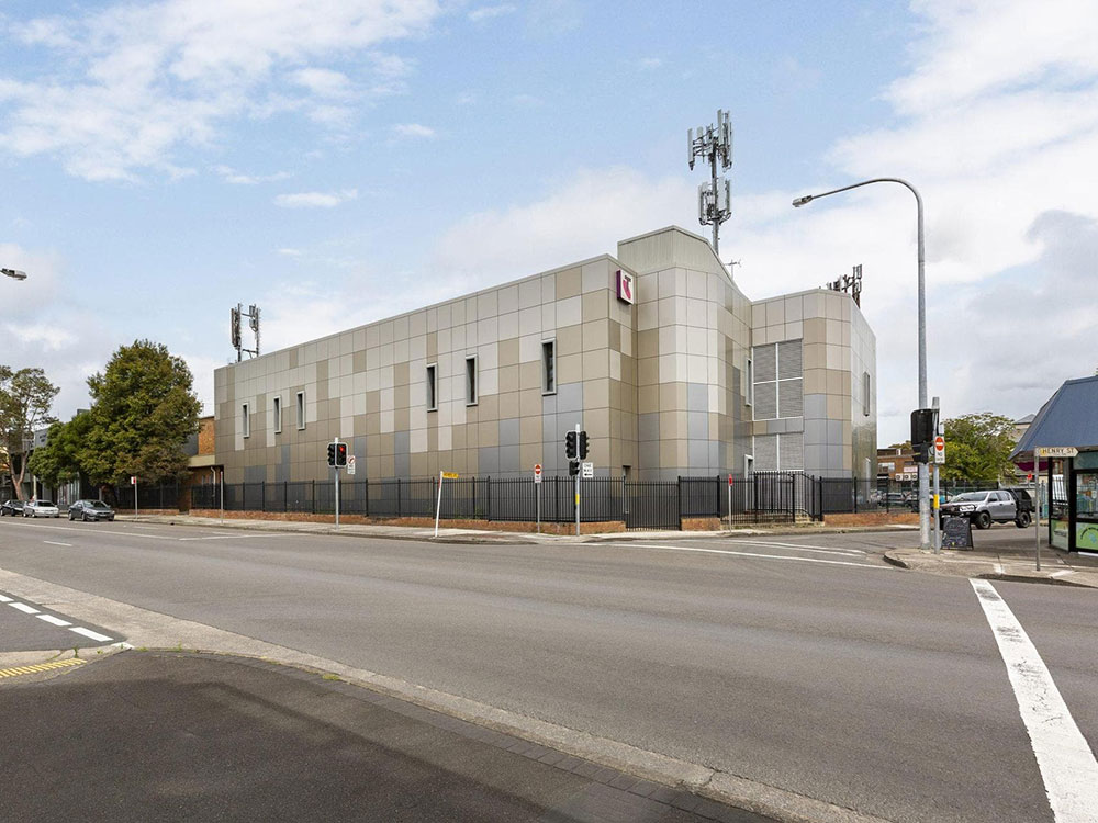 Telstra Data Exchange in Penrith upgraded with ALPOLIC NC/A1 non ...