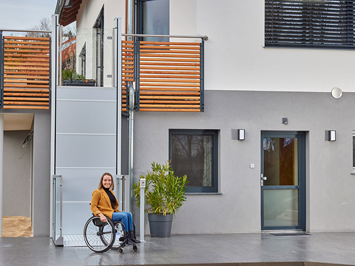 Unaporte Open Vertical Lift | Architecture & Design