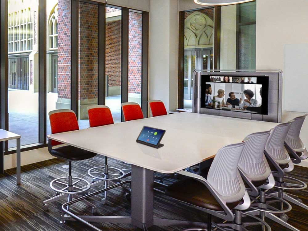 Crestron and Zoom: An evolving partnership that meets changing IT needs ...