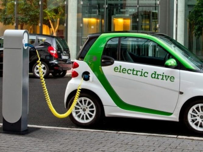 Electric vehicles threaten oil but are a boon for health | Architecture ...