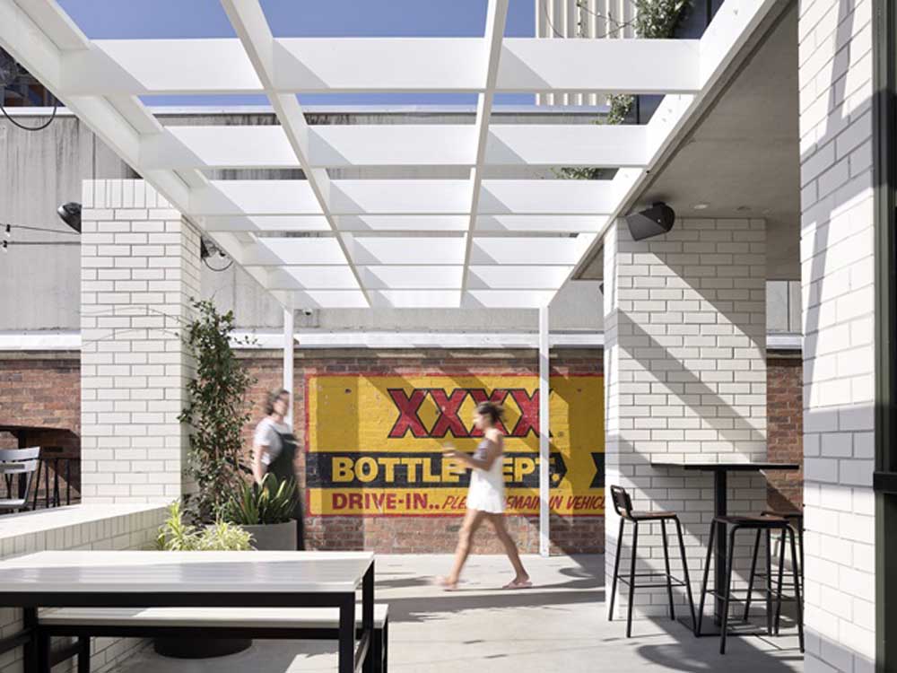 Architect takes a modern approach to iconic Brisbane pub restoration ...